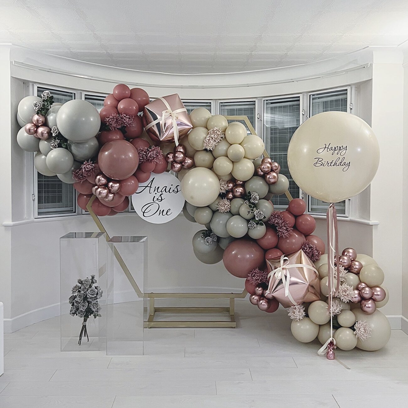 Personalised balloons – Balloon Decorations in London